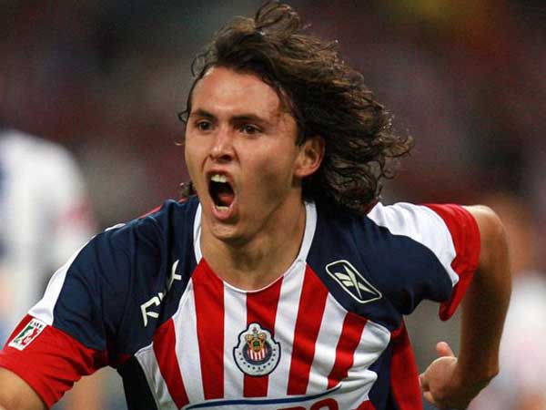 Omar Arellano y Kenyi Adachi son rechazados en España - Futbol Sapiens