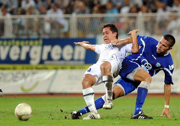 Alférez, titular y adaptado - Futbol Sapiens