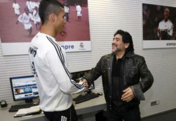 Maradona pide una estatua para Cristiano - Futbol Sapiens