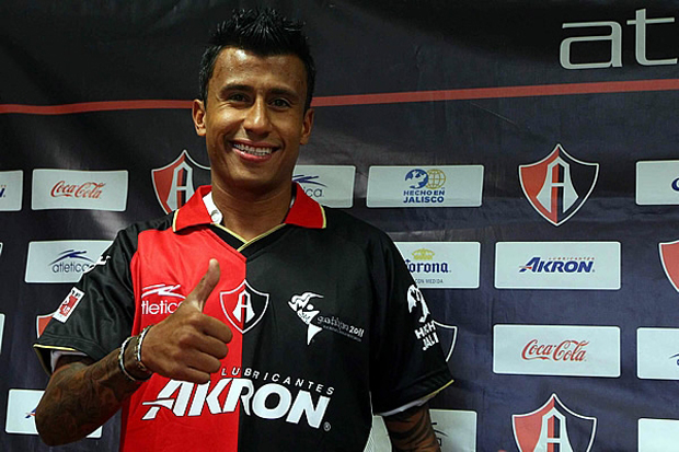 Increíble, Sandoval sigue con Atlas - Futbol Sapiens