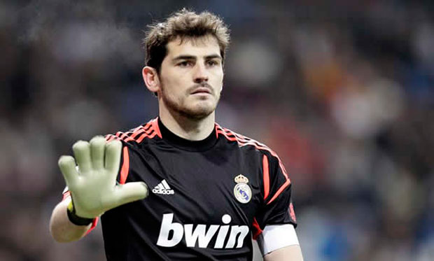 Vuelve Iker... pero a la banca - Futbol Sapiens