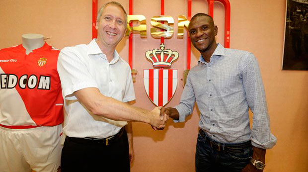 Ficha Eric Abidal para el Mónaco por una temporada y otra opcional