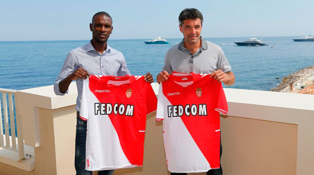 Ficha Eric Abidal para el Mónaco por una temporada y otra opcional