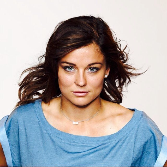 Laure Boulleau, una belleza en las canchas - Futbol Sapiens