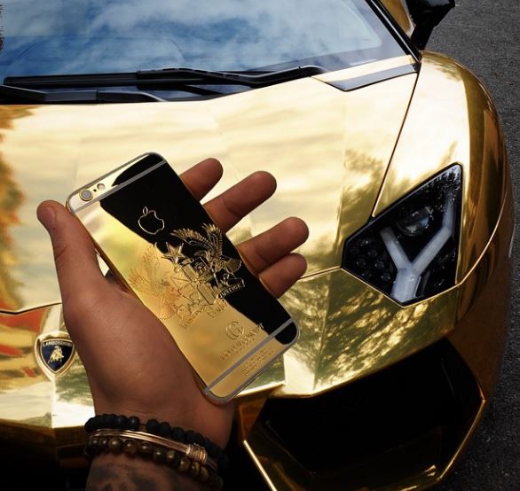 Cristiano Ronaldo tendrá Iphone personalizado con oro - Futbol Sapiens