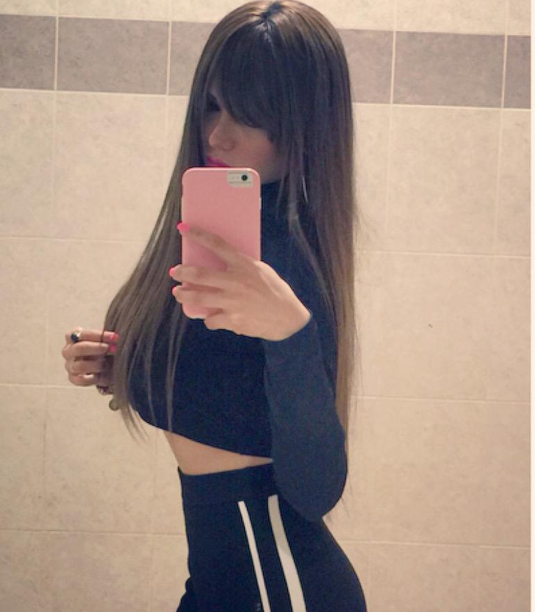 Vivian Cepeda, la conductora que sale en los videos con Alan Pulido ...