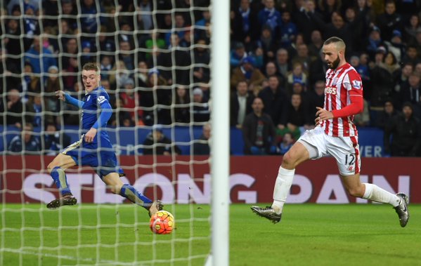 Leicester vence a Stoke City en la Premier League 2016 - Futbol Sapiens