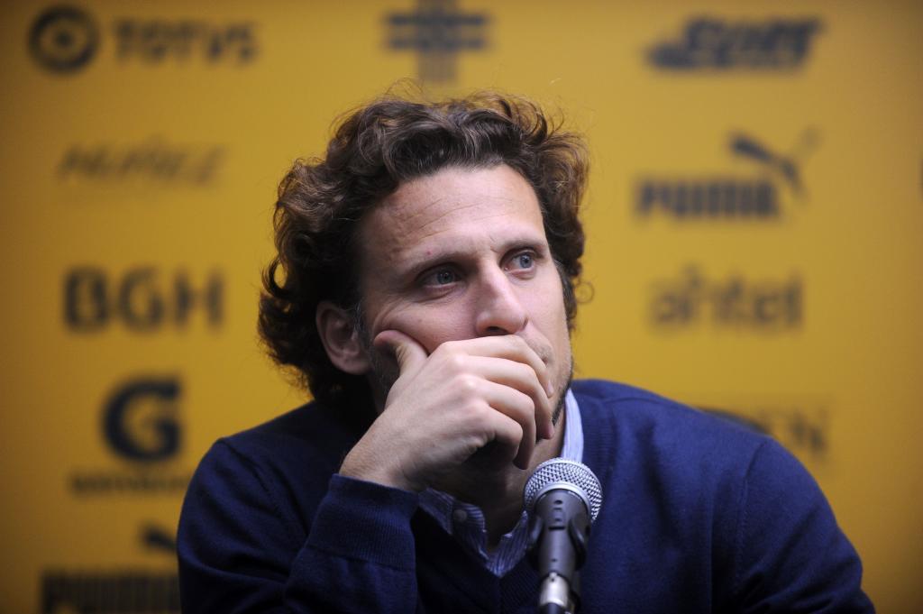 Diego Forlan saldrá de Peñarol y busca equipo - Futbol Sapiens