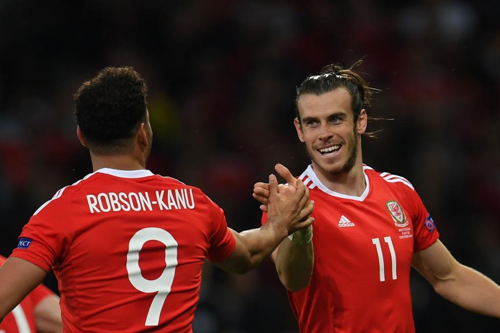 Robson-Kanu asegura que Bale es el mejor del mundo