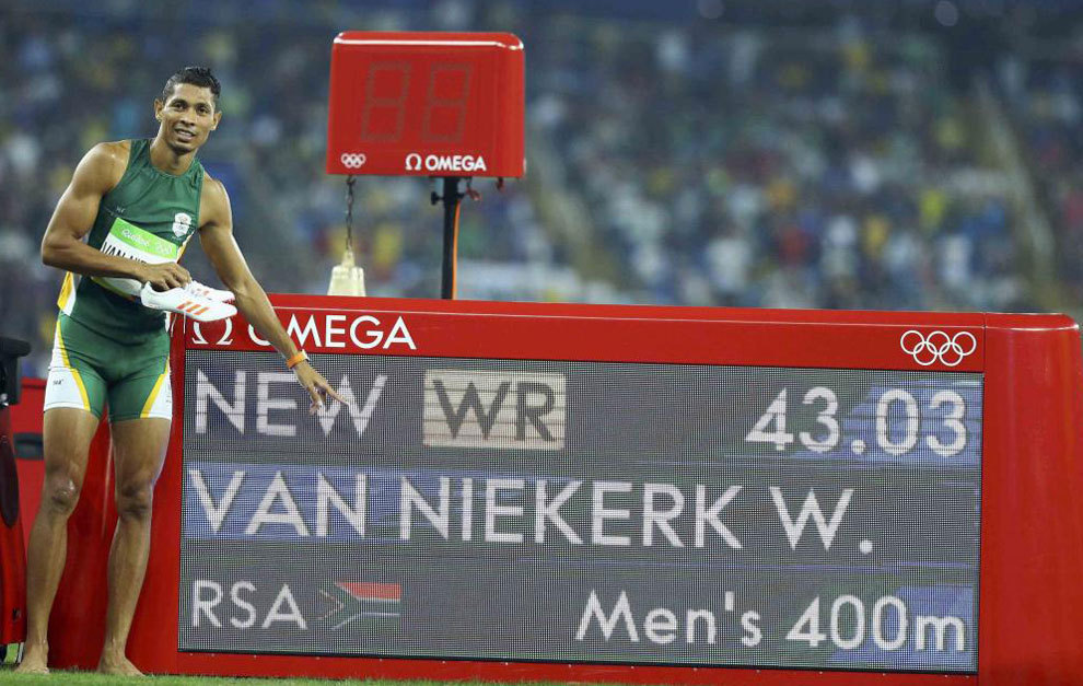 Wayde van Niekerk impuso un nuevo récord en los 400 metros