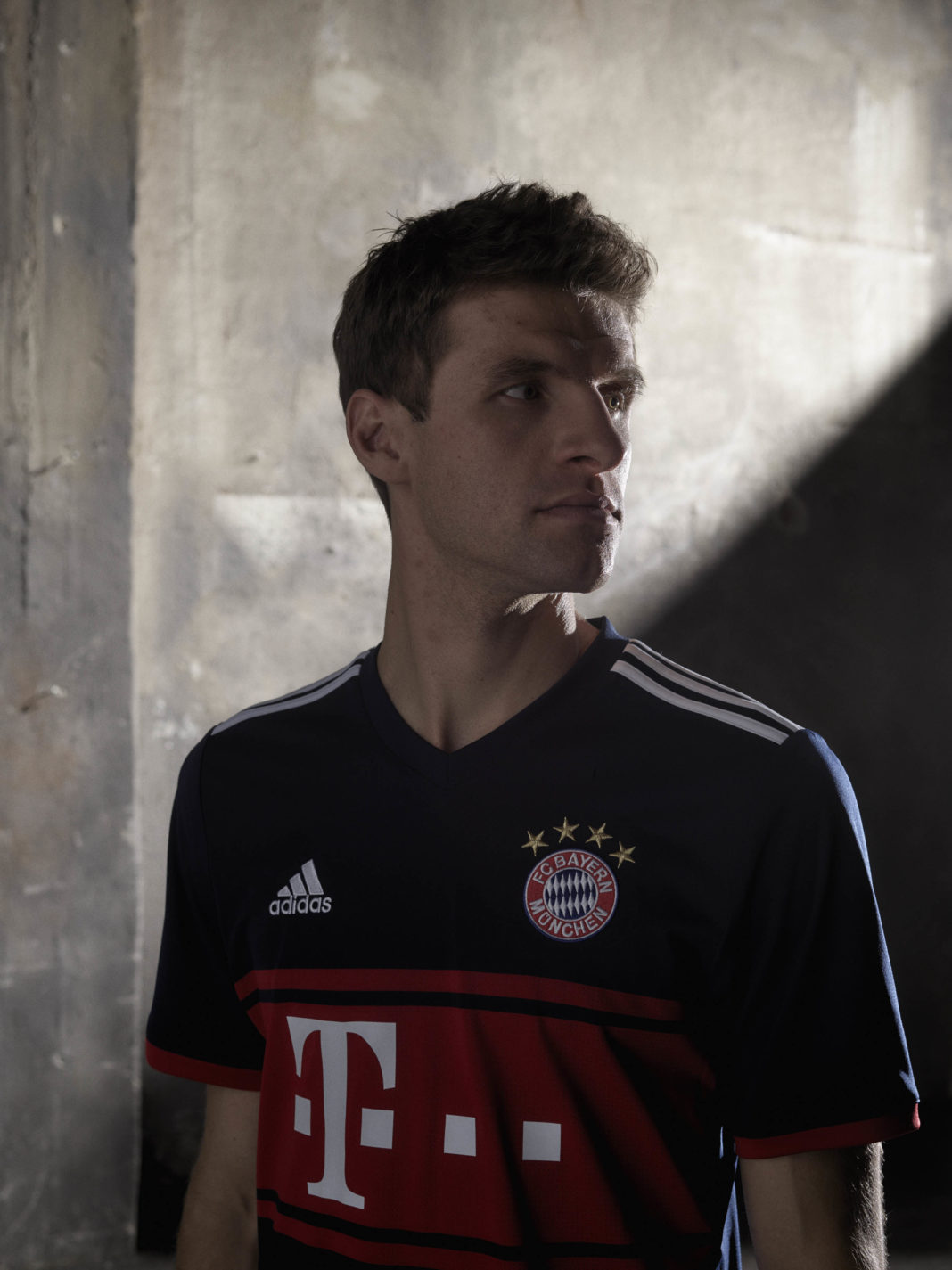 FC Bayern revive una famosa celebración con el nuevo uniforme de ...