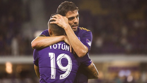 Kaká no contuvo su llanto en el partido de su despedida - Futbol Sapiens