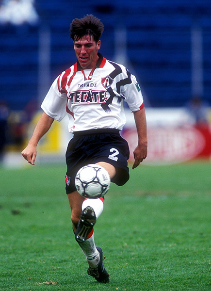 Eduardo Berizzo será operado este martes