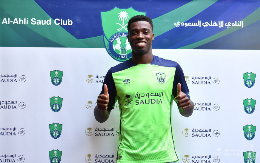 Djaniny fue presentado oficialmente con el Al-Ahli de Arabia Saudita