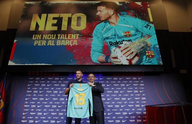 El Barcelona presenta a Neto oficialmente - Futbol Sapiens
