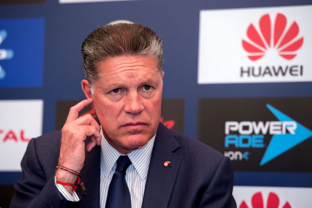 Peláez ya definió quienes se van y se quedan en Chivas - Futbol Sapiens