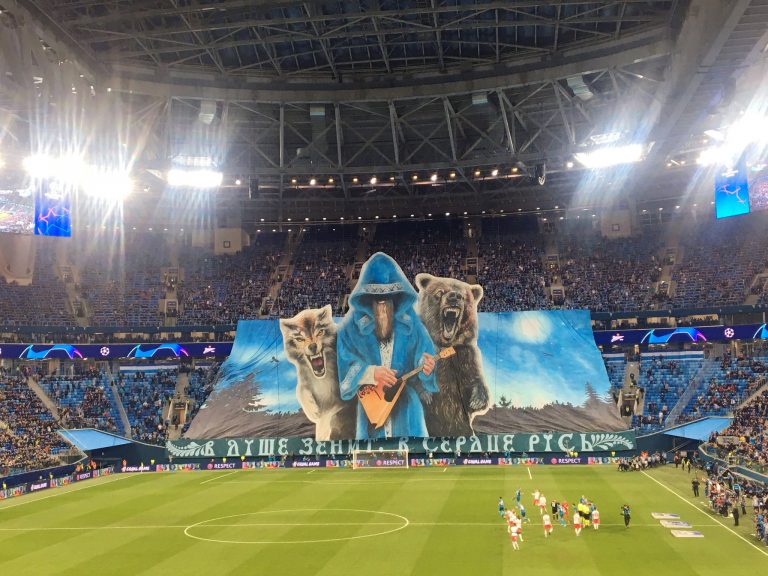 El impresionante tifo de la hinchada del Zenit | FOTO - Futbol Sapiens