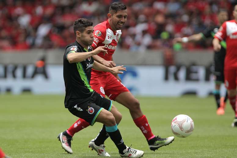 Daniel Villalva cargó contra Fidel Kuri - Futbol Sapiens