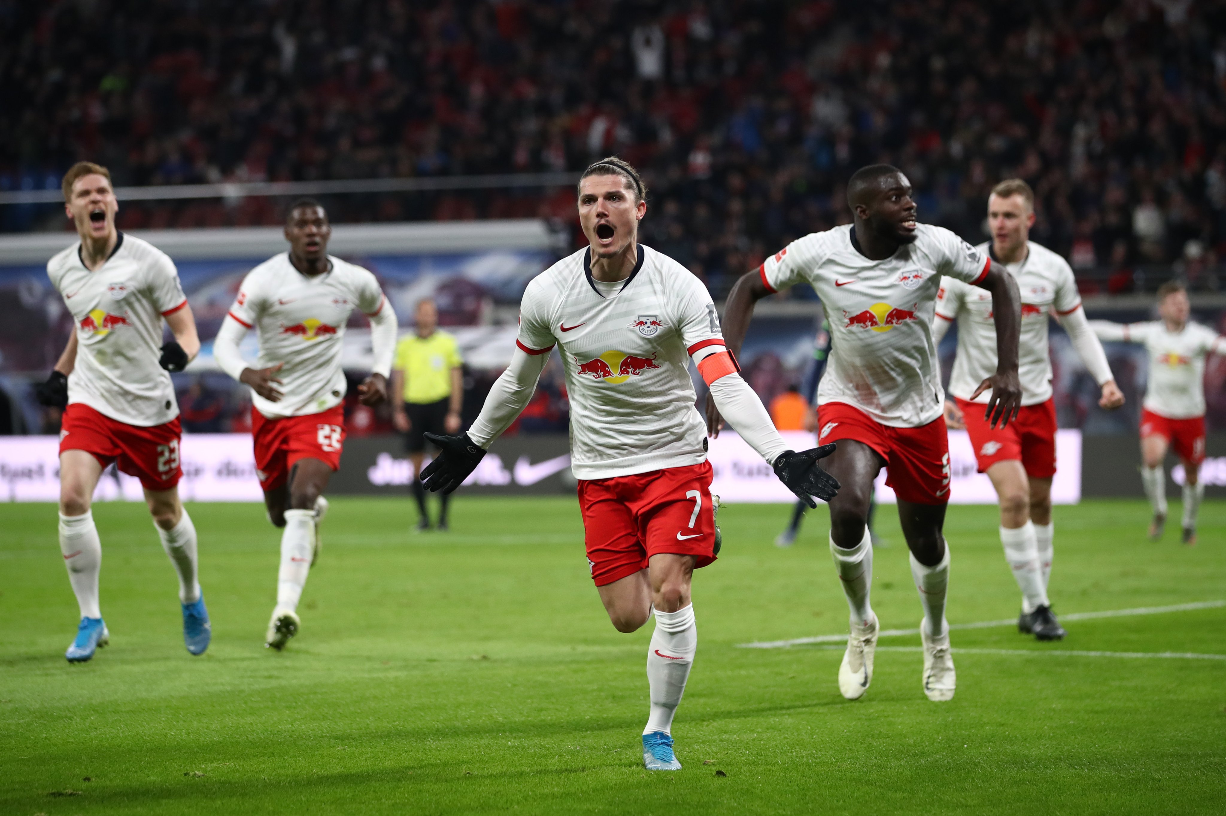 Leipzig remontó y se consolidó como líder de la Bundesliga - Futbol Sapiens