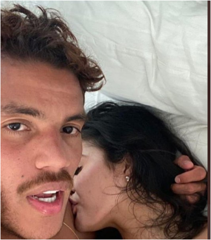 Los memes que dejó la foto de Jonathan dos Santos con Amanda Trivizas ...