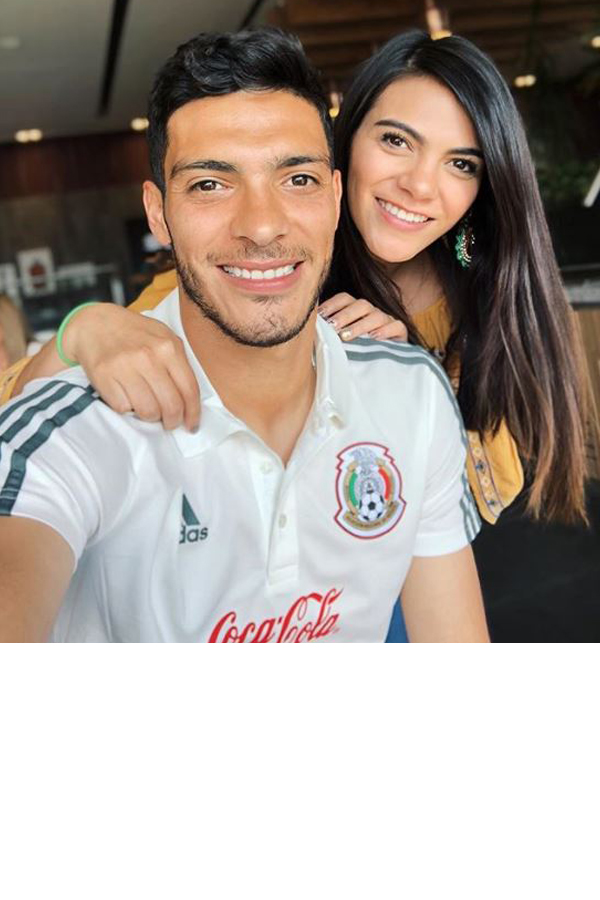 La guapa hermana de Raúl Jiménez - Futbol Sapiens