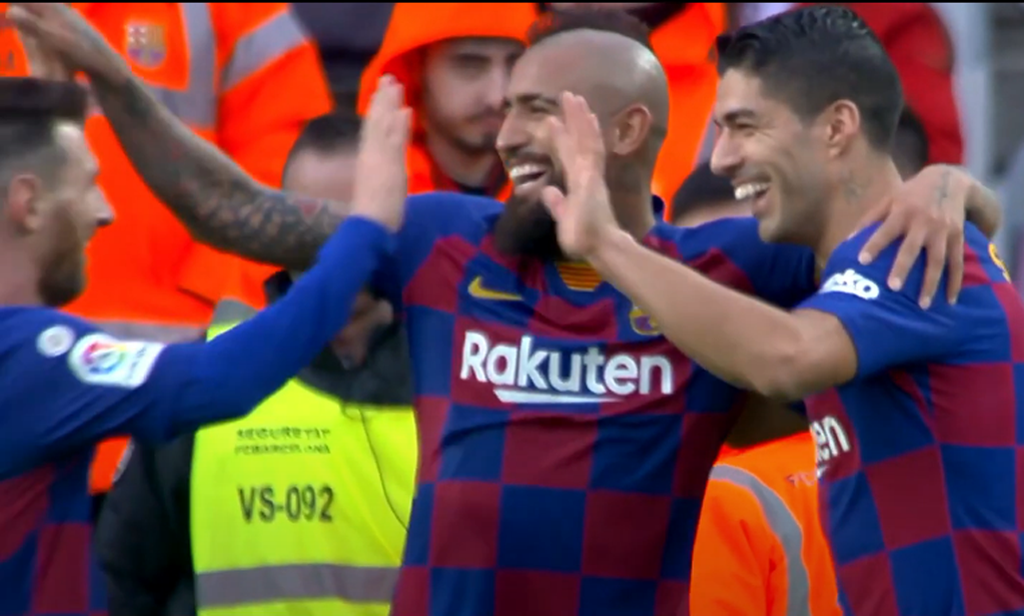 Arturo Vidal: Messi lo despide y el Inter anuncia su llegada a Milán