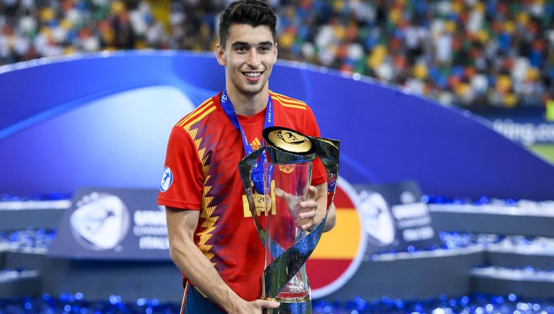 Marc Roca está feliz por "defender los colores del mejor club del mundo ...