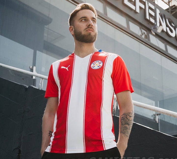 Paraguay presentó sus nuevas camisetas para arrancar la Eliminatoria ...