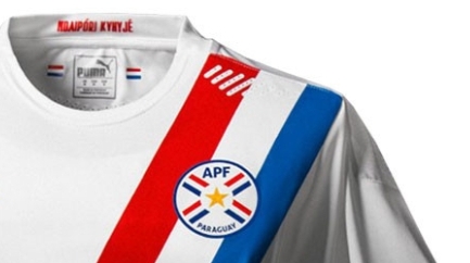 Paraguay presentó sus nuevas camisetas para arrancar la Eliminatoria ...