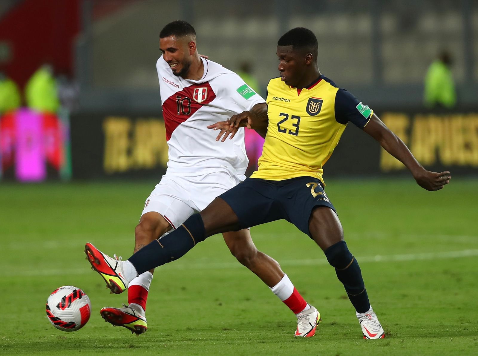 Perú y Ecuador sacaron chispas en trepidante empate - Futbol Sapiens