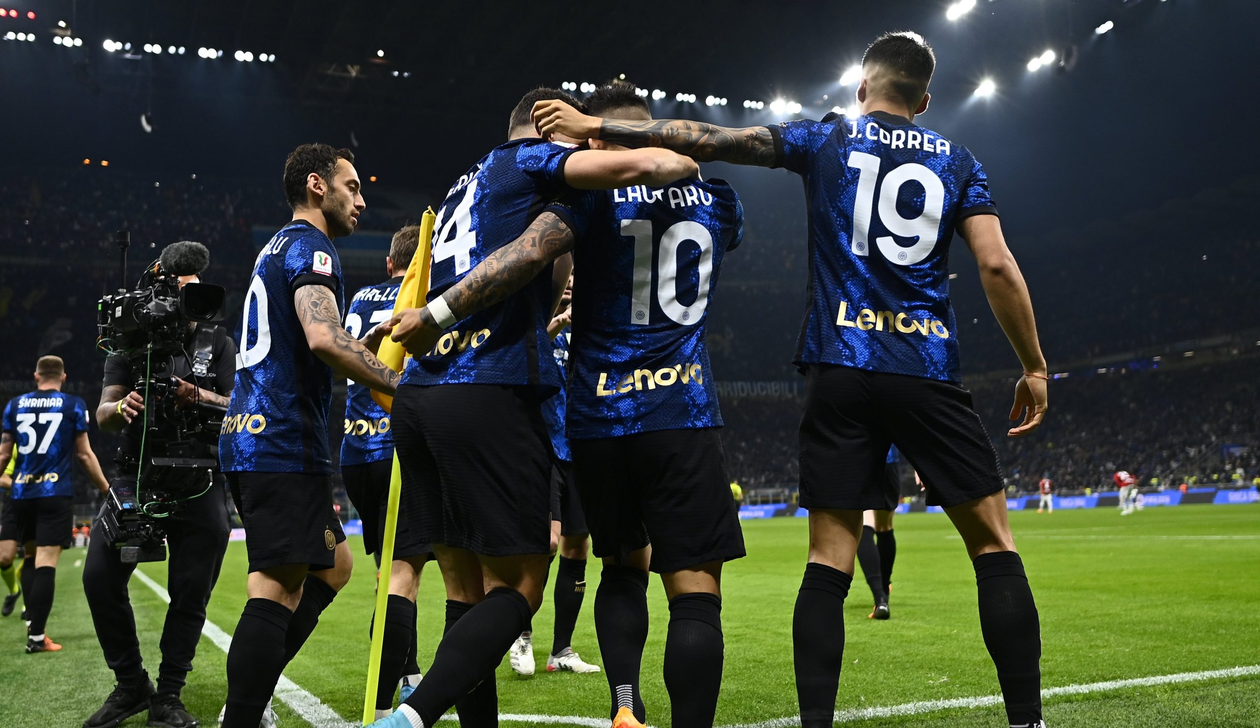 Inter goleó al Milan y es el primer finalista de Copa Italia - Futbol ...