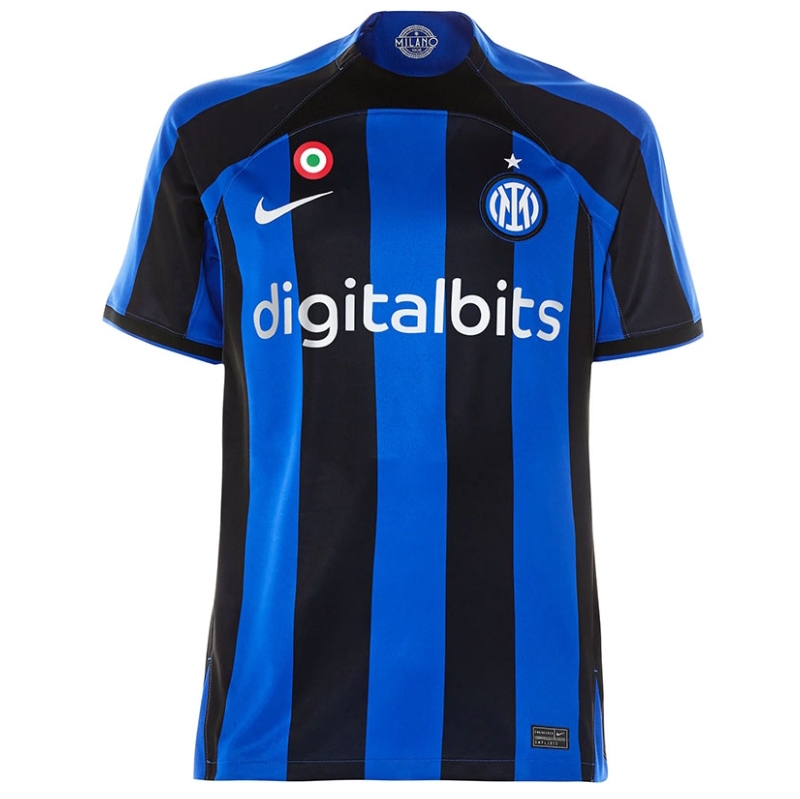 Galería: El Inter da a conocer su nueva Equipación 22-23
