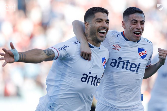 Así Fue El Golazo De Luis Suárez En El Clásico Del Fútbol Uruguayo