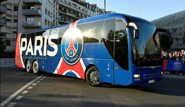 Esta es la nueva polémica del PSG con su bus - Futbol Sapiens
