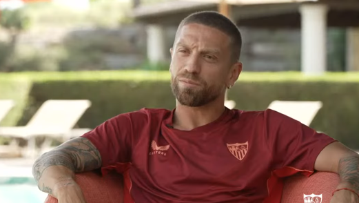 "Papu" Gómez pasa por el quirófano y es nueva baja para el Sevilla ...