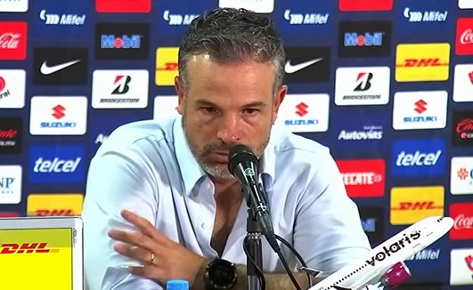 El abucheo y repudio de la afición de Pumas con Rafa Puente Jr. | VIDEO ...