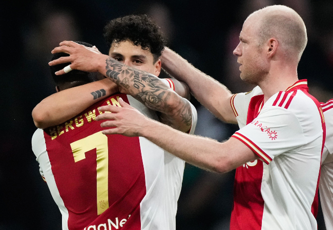 Sánchez y Álvarez guiaron importante triunfo del Ajax - Futbol Sapiens