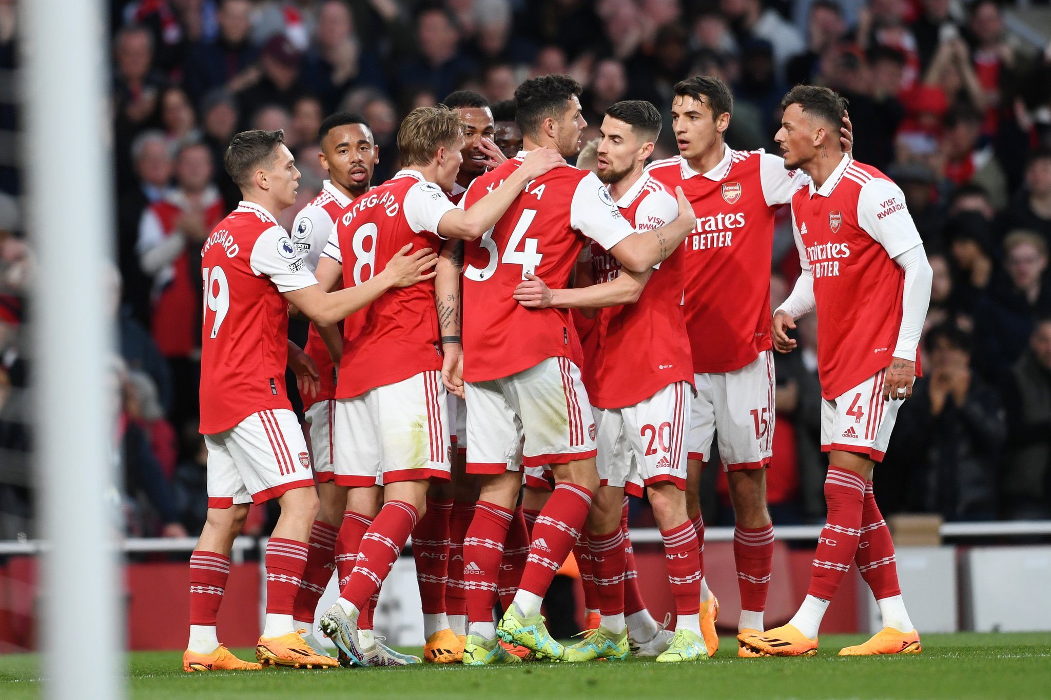 Arsenal mantuvo sus esperanzas en duelo clave - Futbol Sapiens