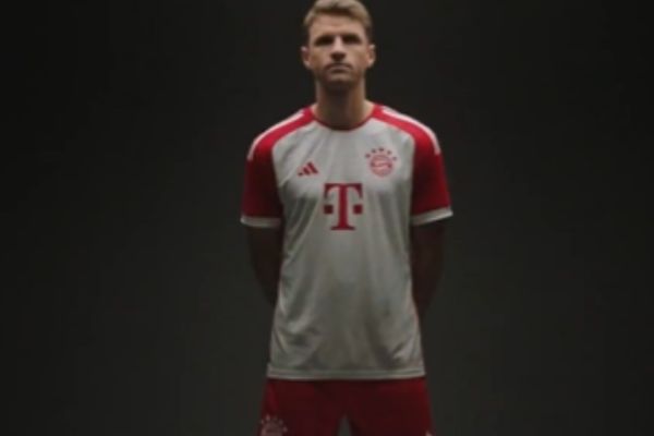 Bayern Múnich presentó su playera para la temporada 2023-2024: ¿Por qué es llamativa?