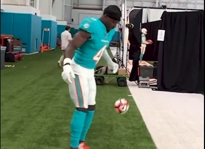 Dolphins le dieron la bienvenida a Messi a Miami | VIDEO - Futbol Sapiens