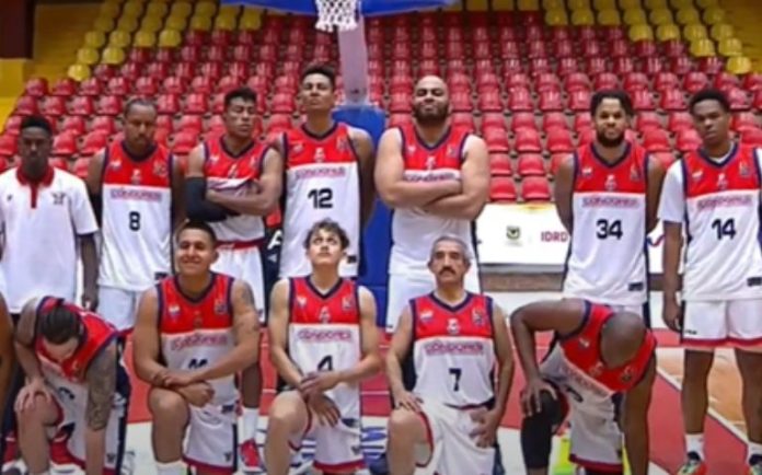 Octavio Carrillo, a sus 67 años, debutó en el Baloncesto de Primera ...