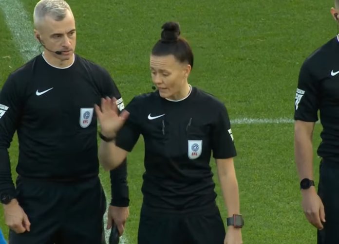 Sepa quién es Rebecca Welch y por qué hizo historia en la Premier ...