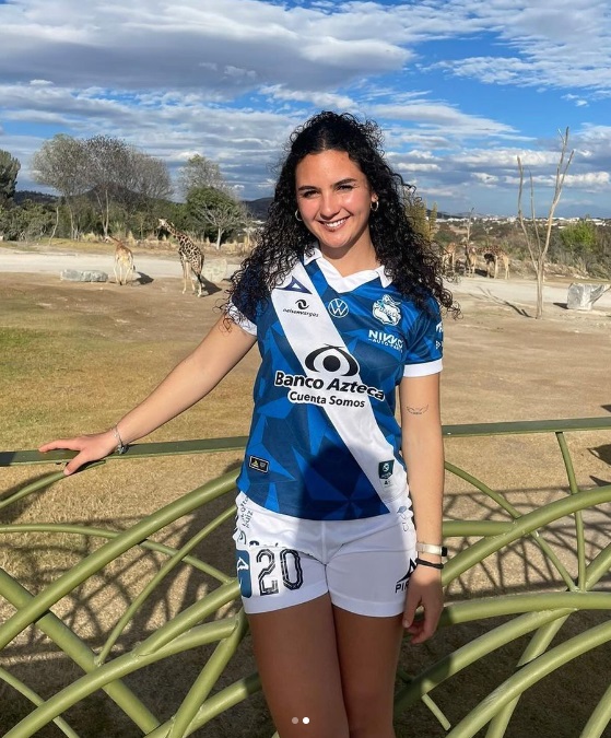 La jugadora del Puebla que está atrayendo nuevos fanáticos a La Franja - Futbol Sapiens