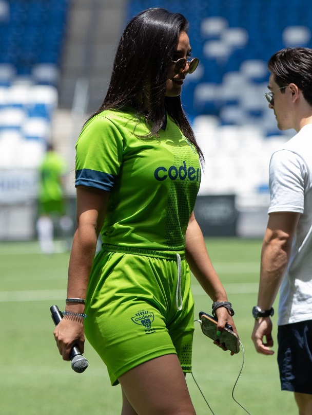 Ella es la reportera de Monterrey que se volvió viral - Futbol Sapiens